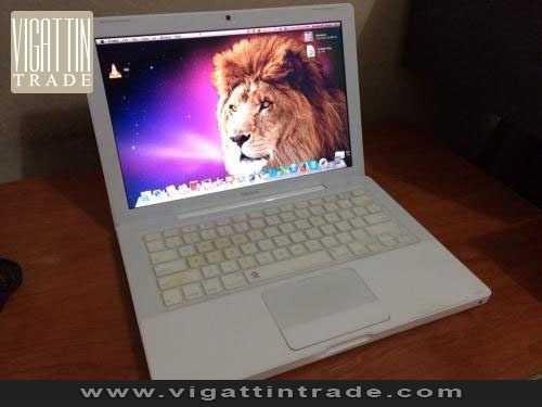Macbook White late 2009 model - Vigattin Trade