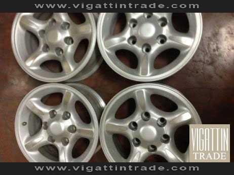 15" S1572 Crosswind mags banana type used (6H-PCD139) - Vigattin Trade